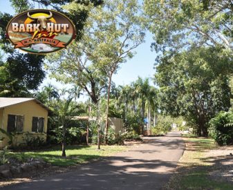 Bark Hut Inn - Camper Trailer Lifestyle